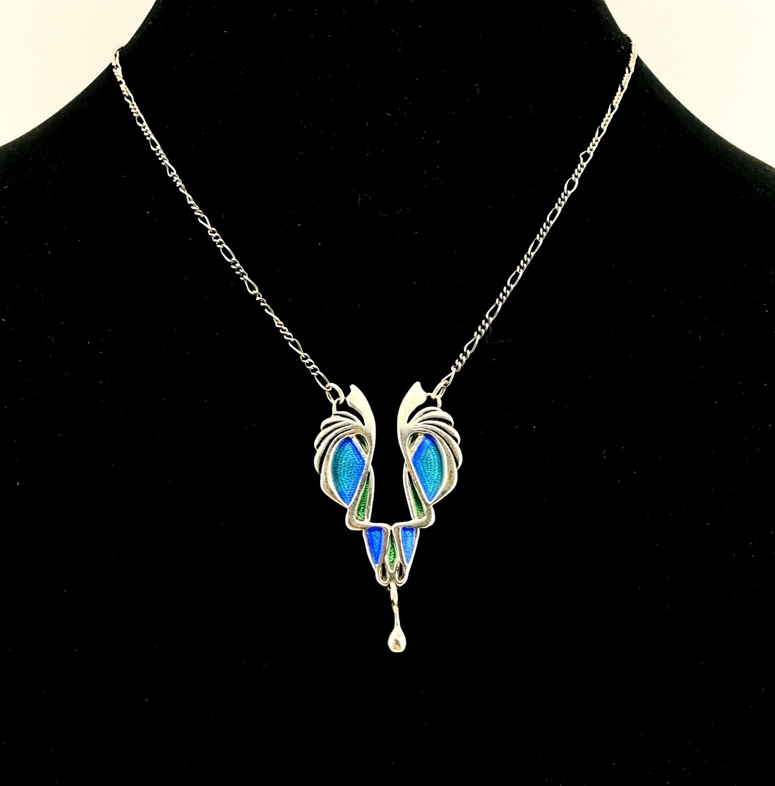 Pat Cheney Sterling Silver Guilloche Enamel Pendant Necklace – PreAdored®